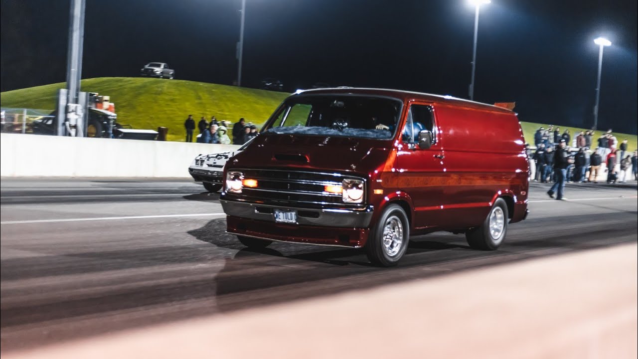 No Prep Racing a Custom Van at The Rewind! - No Prep Racing